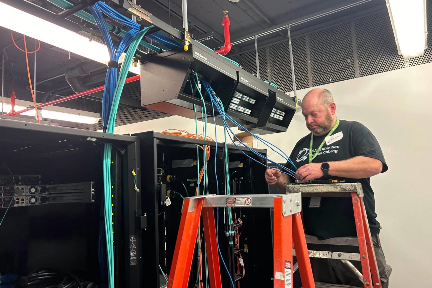 Fiber Optic Cabling: 8 Powerful Reasons to Choose Multi-Mode