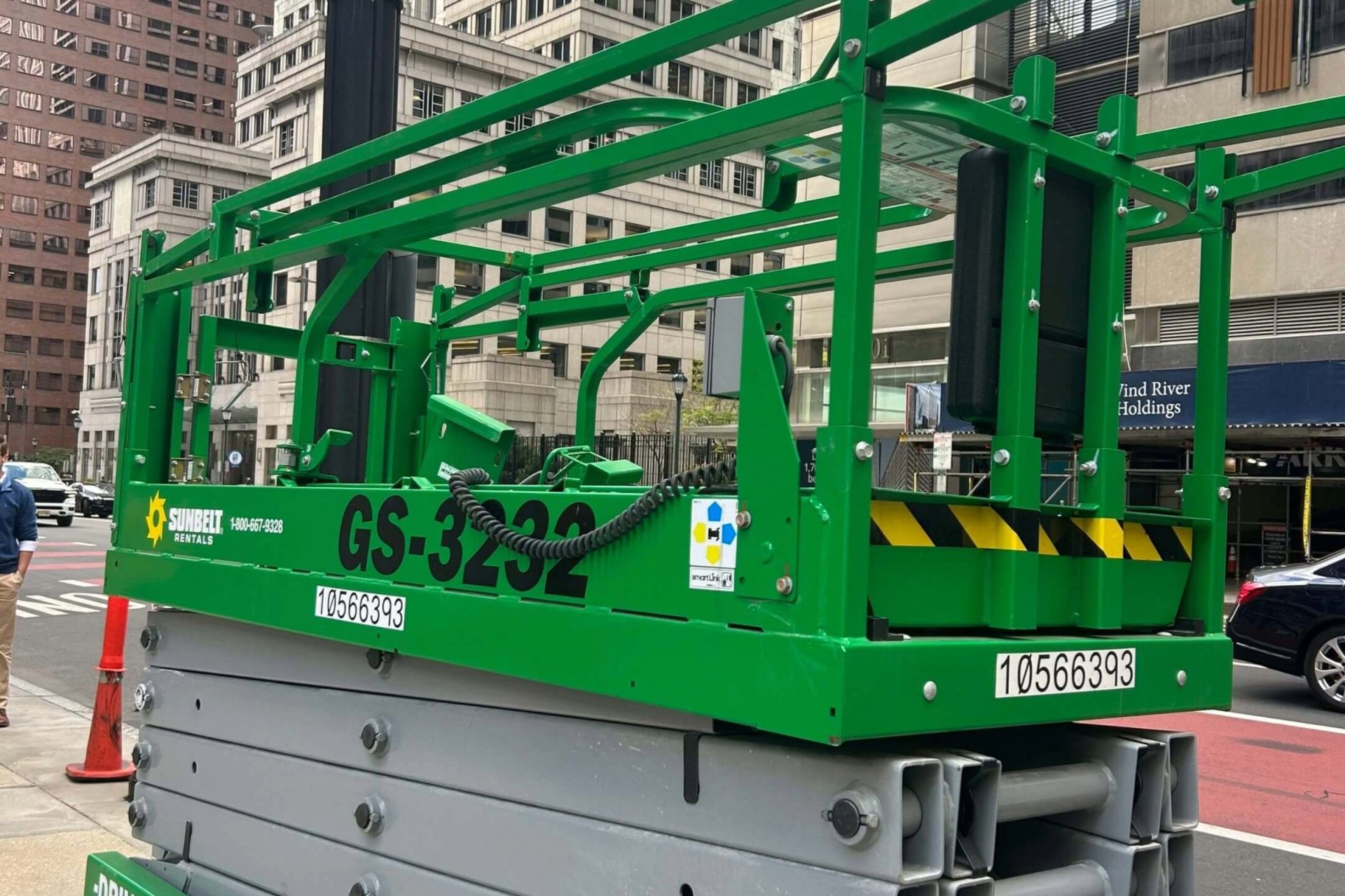 Data Cabling: 10 Incredible Ways to Use a Lift During Installation